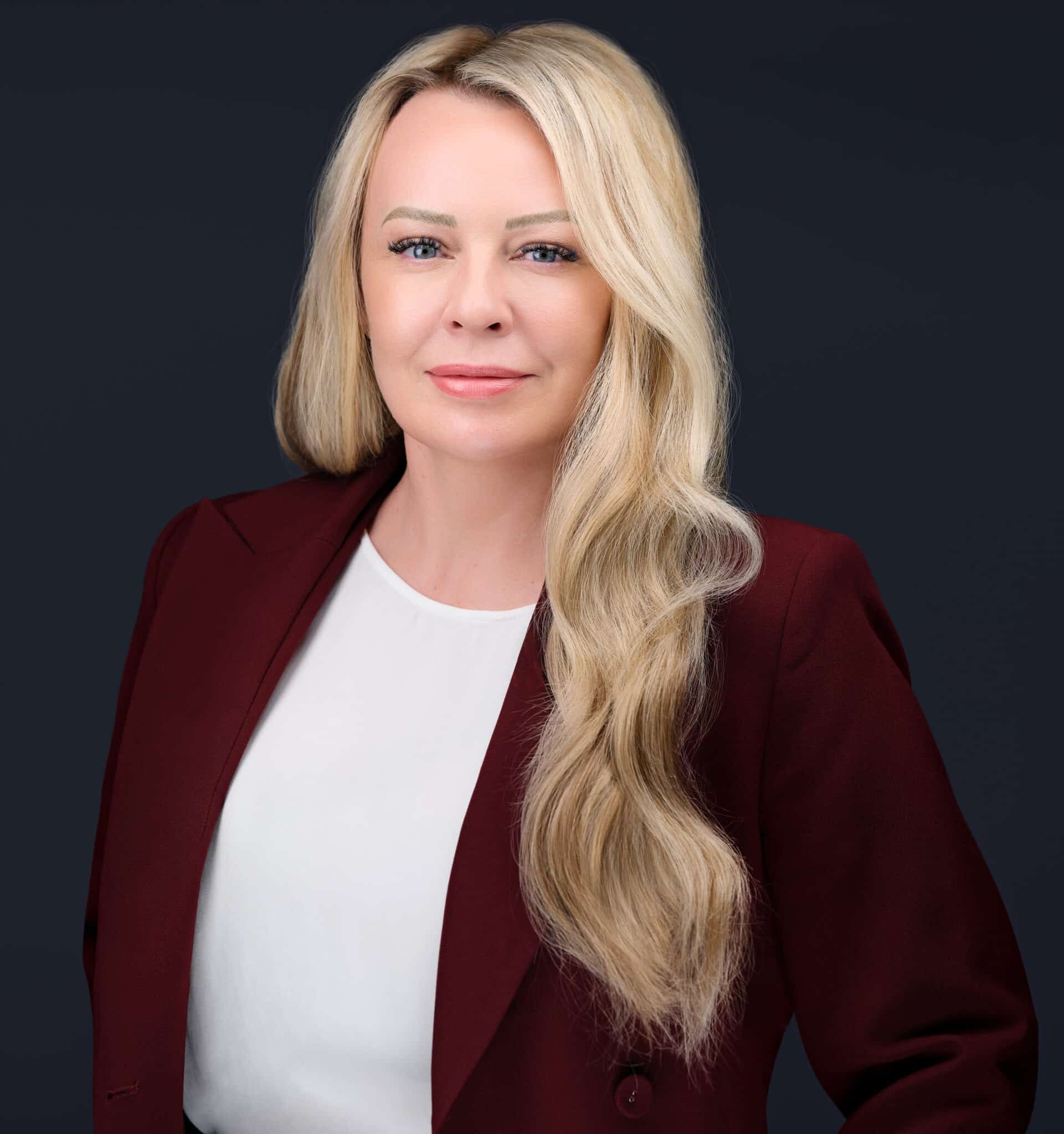 Enhance Your Headshots with Professional Makeup | Tips
